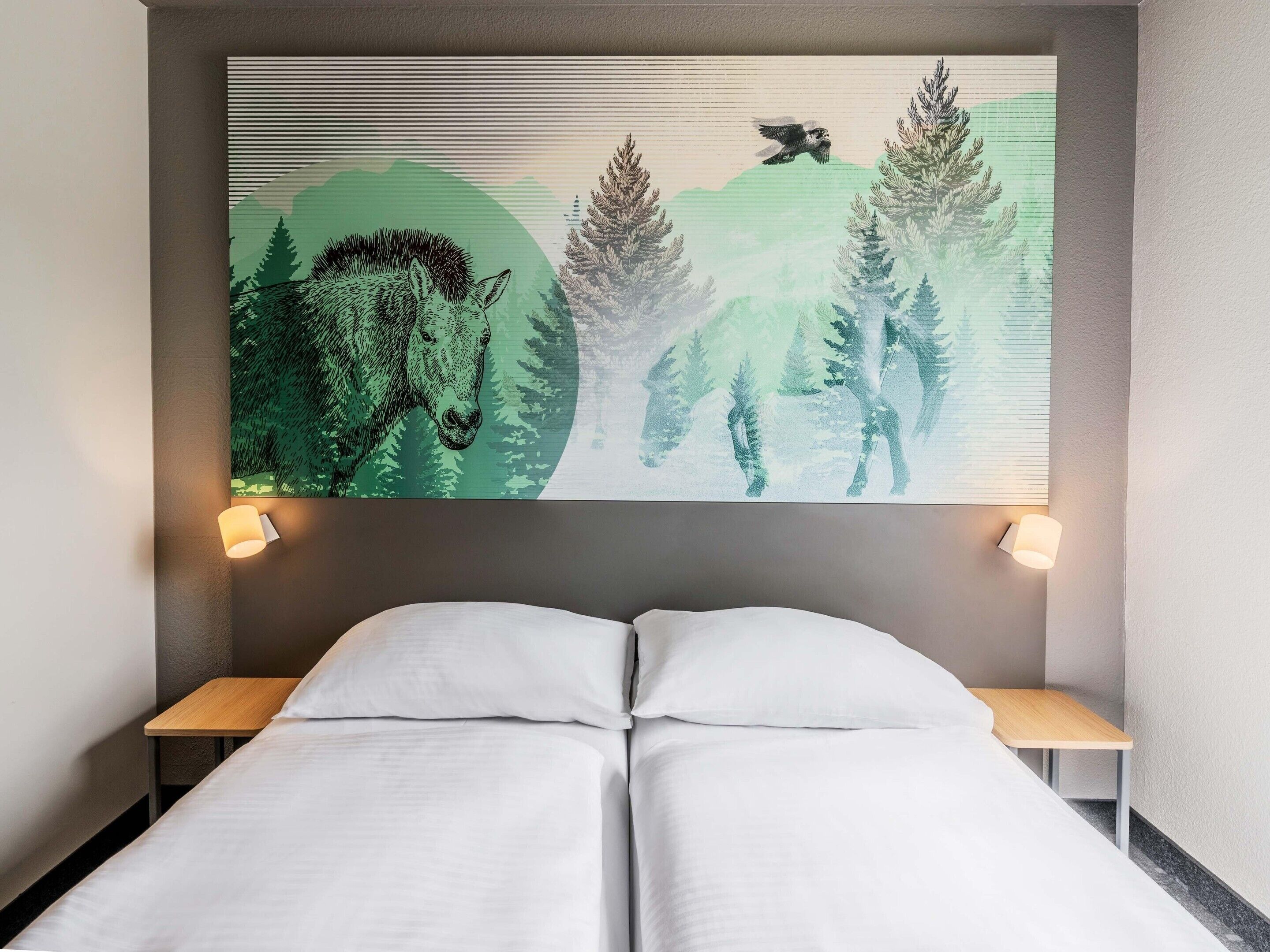 Quarto duplo | Escrivaninha, quartos à prova de som, Wi-Fi de cortesia