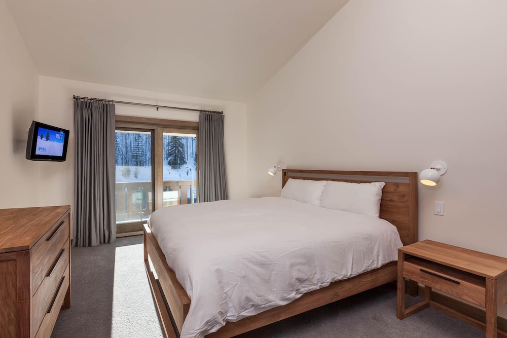 Riva Ridge 740: Two Bedroom Premier Location Vail Village - Vail, CO