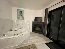 Quarto (Private Oceanfront Room with hot tub ) | Exterior