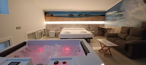 Suíte romântica, 1 cama King (Hydromassage 2 pax) | Cofres nos quartos, quartos à prova de som, Wi-Fi de cortesia