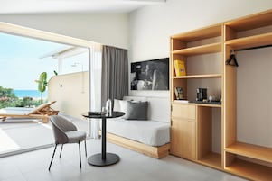 Suite, vista para o mar | Cofre no quarto, secretária, Wi-fi grátis