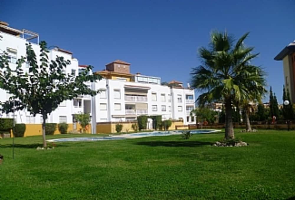 Benalmadena Garden Apartment - Spring/summer 2025 Availability - Benalmádena