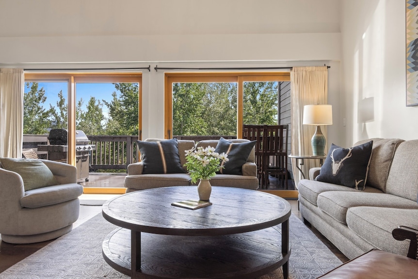 Outpost: Timber Ridge 5 - Air Conditioning And Hot Tub Access! - Jackson, WY