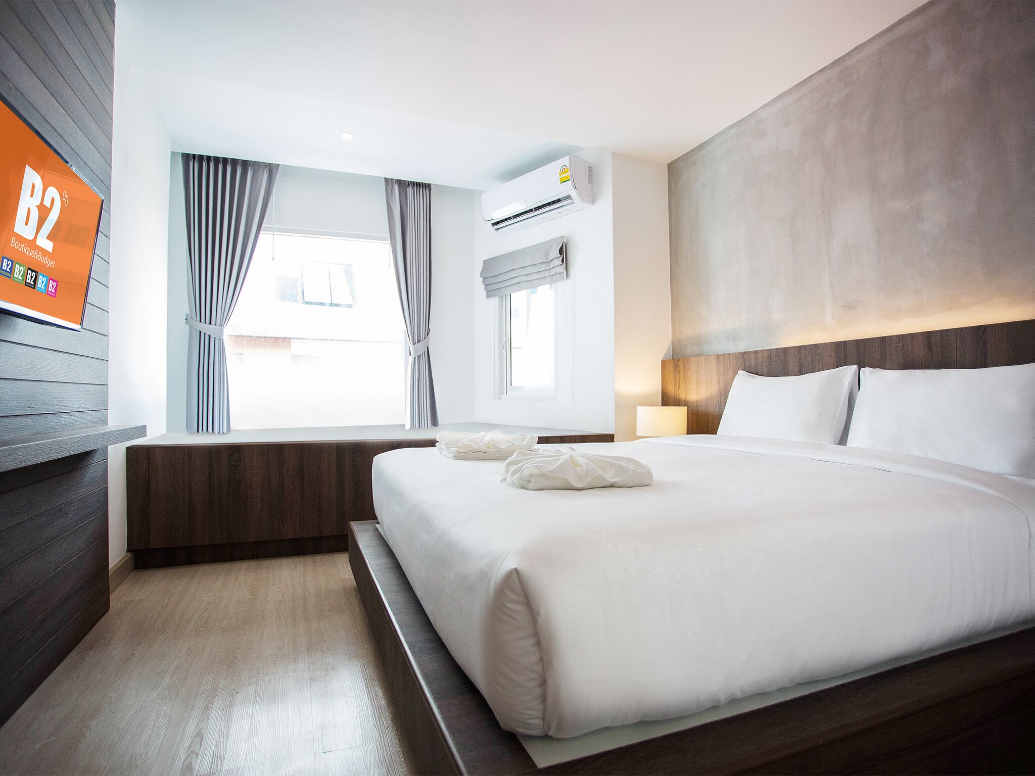 Quarto Triplo de Luxo | Secretária, cortinas/cortinados opacos, Wi-fi grátis 