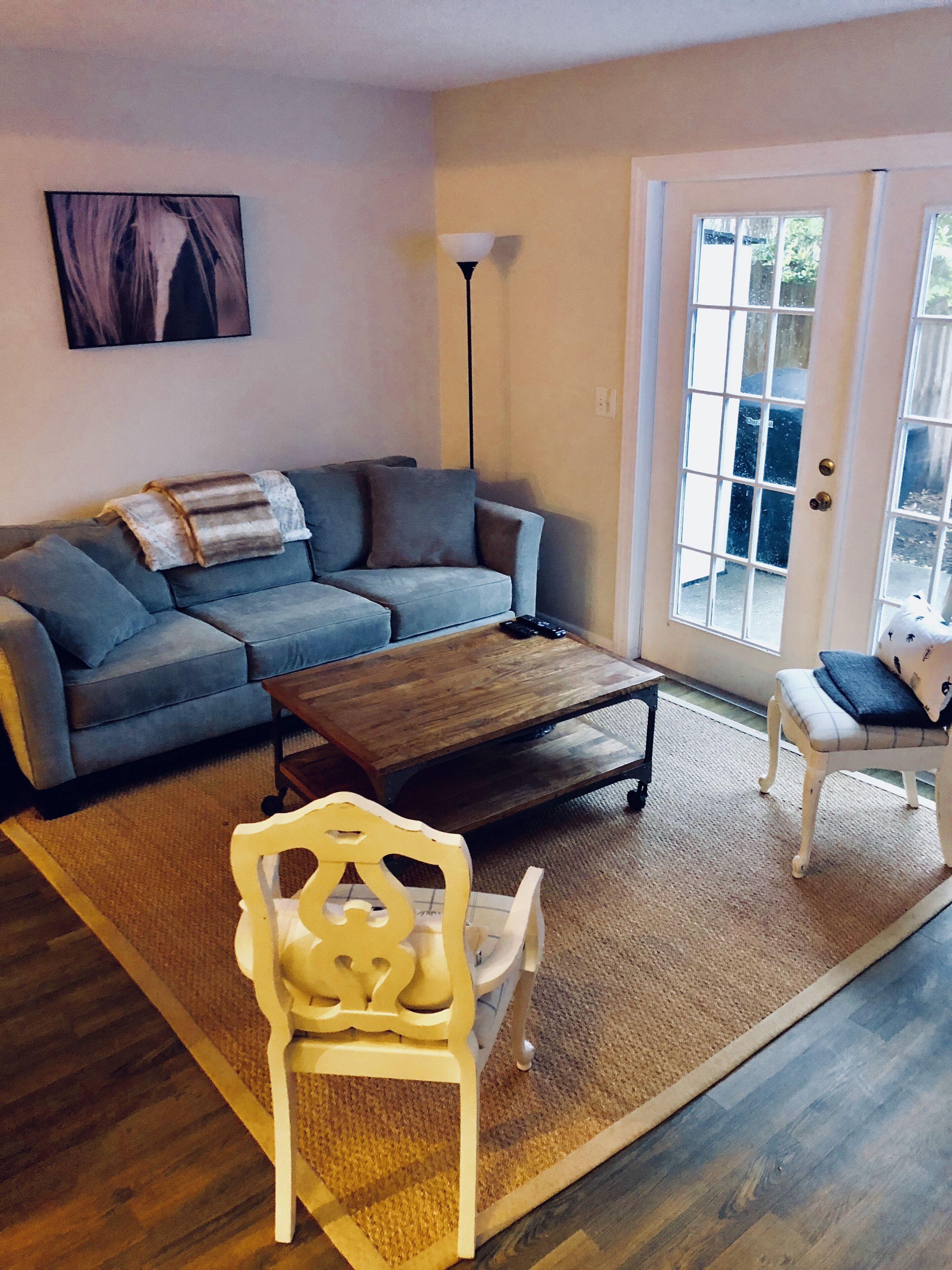 Charming Mt. Pleasant Townhome - Pet Friendly With Parking & Free Wifi - Mount Pleasant, SC