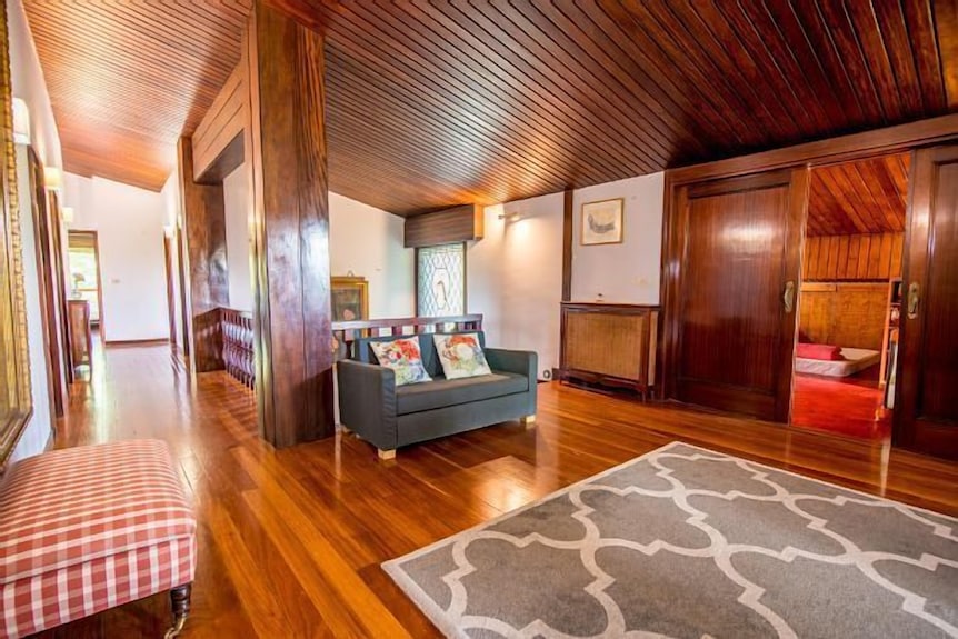 8 Chambres. 600 M2,maison. 3000 M2 Jardin. 500 M2 De Parking. - Santurtzi