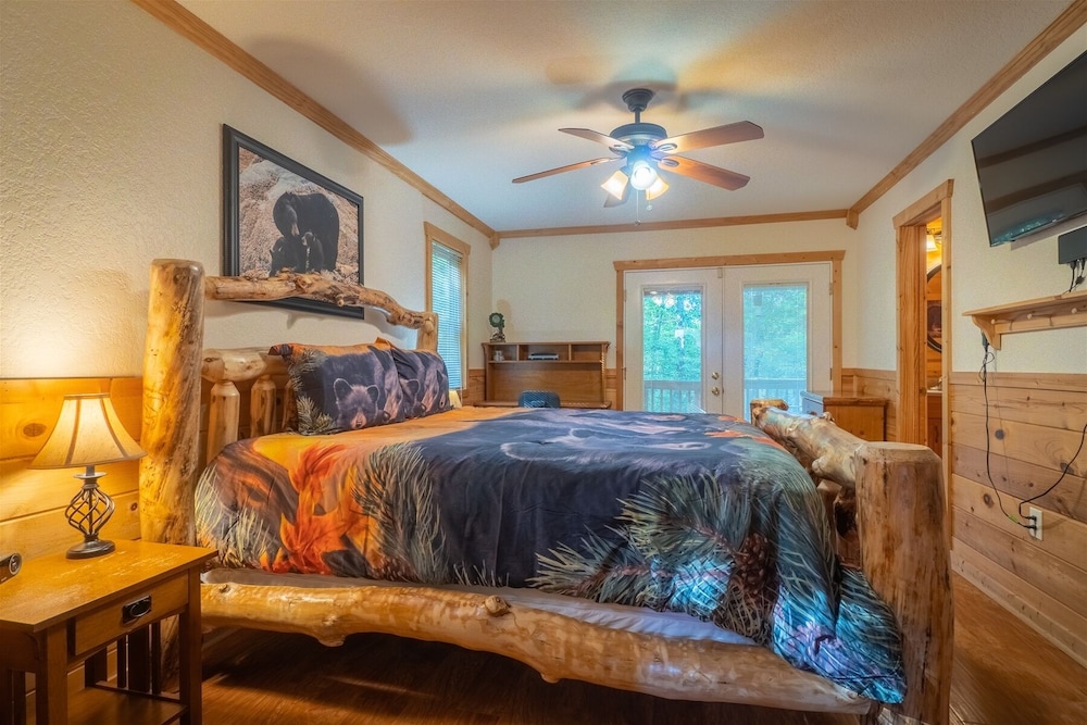 Lazy Bear Lodge - Mountain Cabin W/spectacular Views Close To Helen - Helen, GA