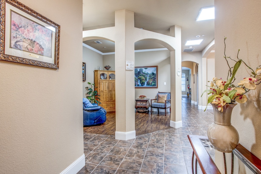 Fabulous 5 Bedroom/4 Bath Home 4k Tv's Fireplace Foosball! - Nebraska