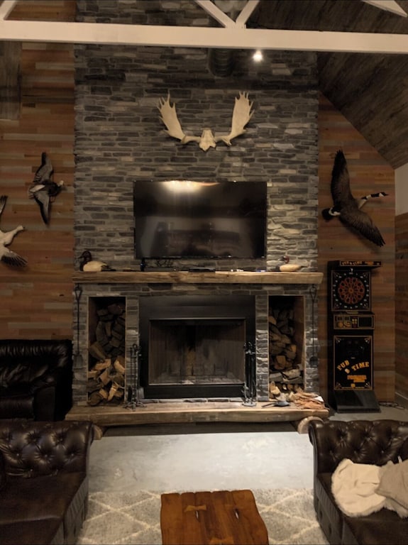 Lujosa Nutria Pointe - Illinois