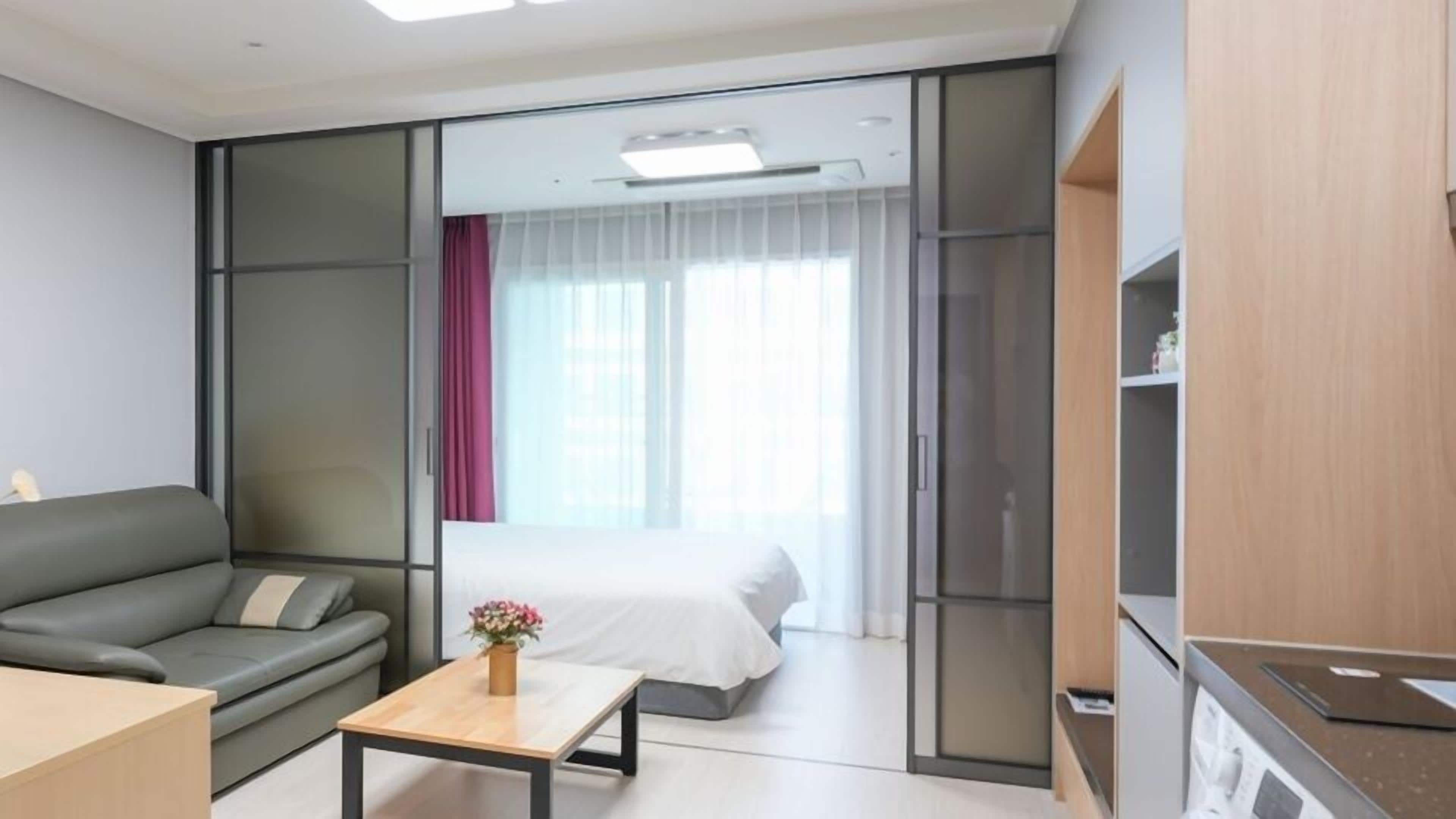 Quarto casal premier | Individualmente decorados, individualmente mobiliados, escrivaninha