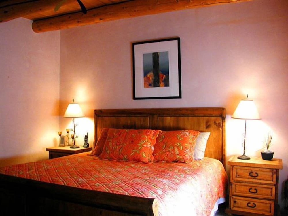 Heathers Hacienda 2 Town Views City Lights Evap Cooling Hot Tub - Taos, NM