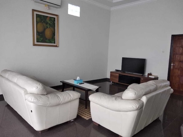 Aldeoz Palembang City Villa Sumsel - Palembang