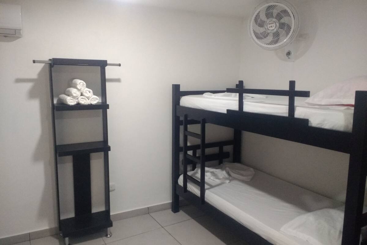 Quarto duplo, para não fumantes | Roupas de cama de algodão egípcio, roupas de cama premium