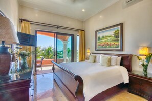 Hacienda Caracol up to 24 Guests | Cofres nos quartos, individualmente decorados