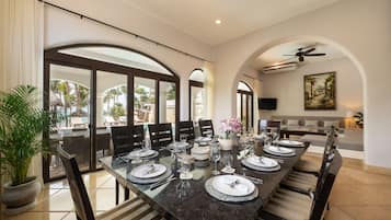 Villa Sueno de Mar Up to 12 Guests | Área de estar
