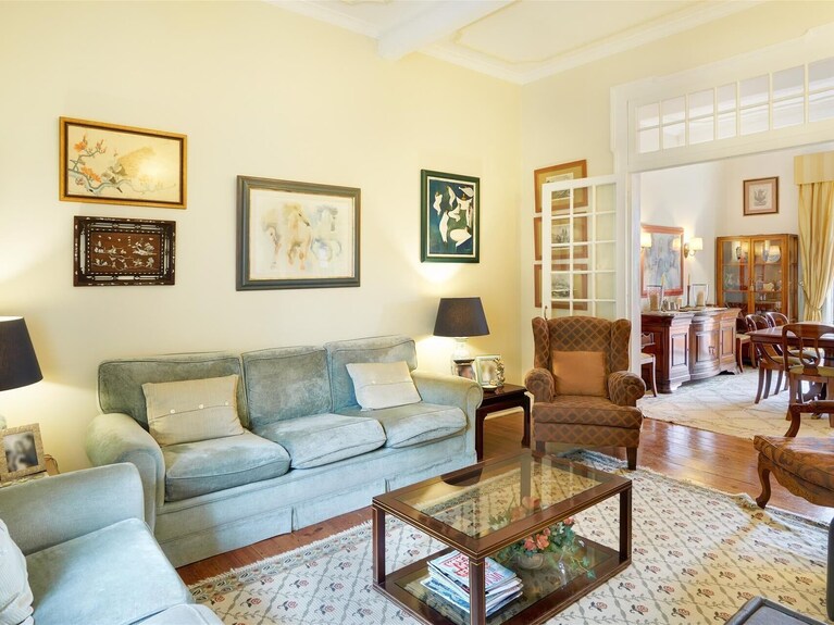 Villa Située à Estoril, à 2 Minutes De La Plage De Poça, Pour 8 Personnes! - Estoril