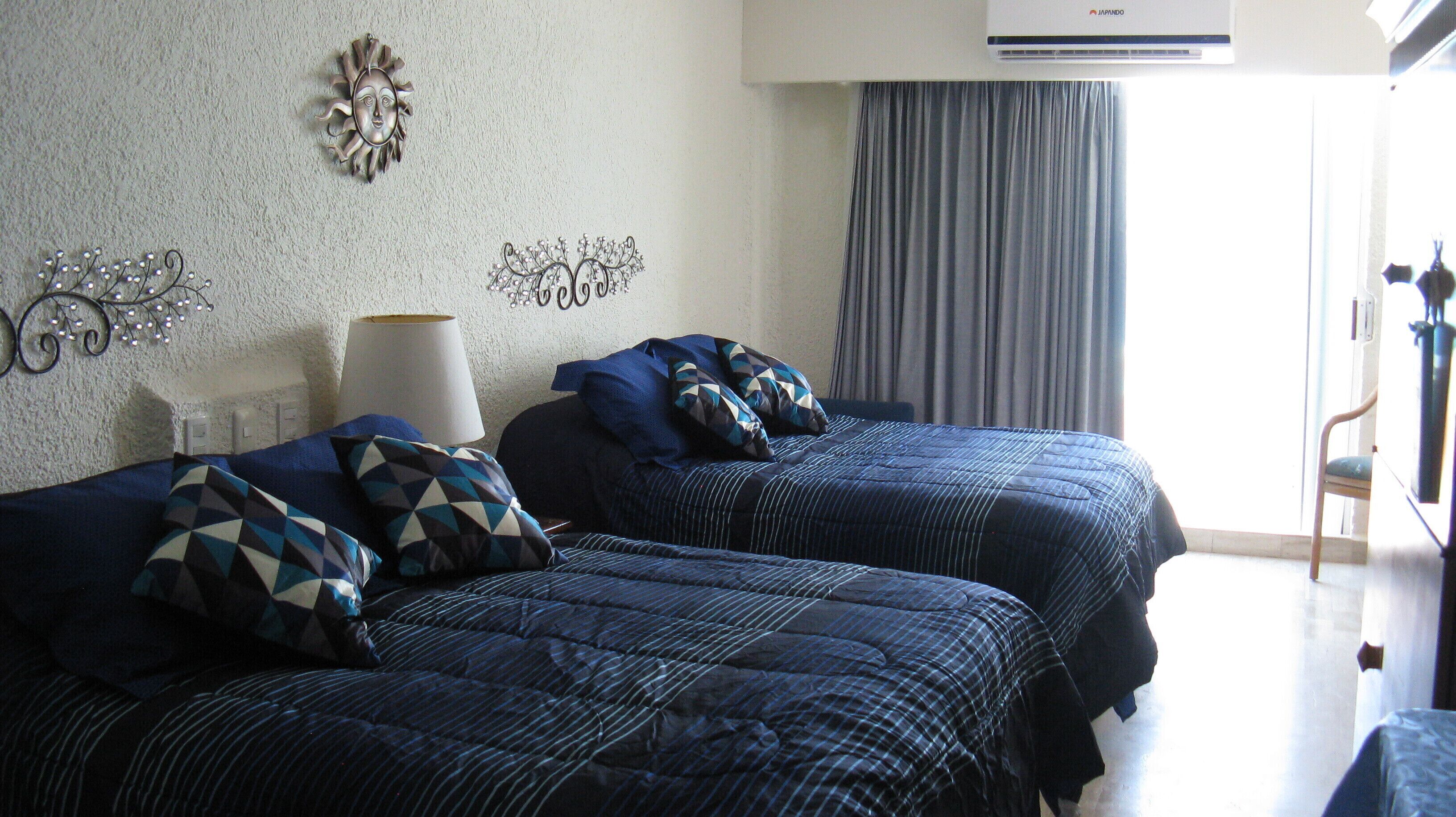 Stunning 180° Sea View!  Be On The Beach In 90 Seconds! Wifi! Just Renovated! - Cancún