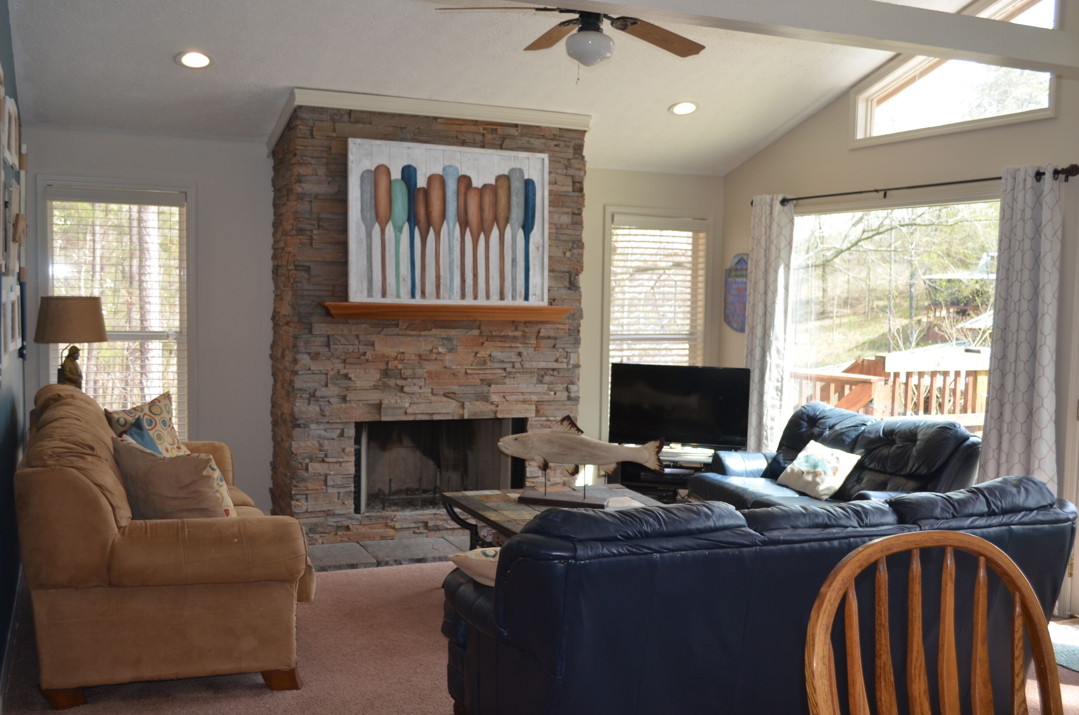 Cozy Cabin,sandy Beach,fantastic Dock W/ 50' Tv & Boat Launch - Alabama