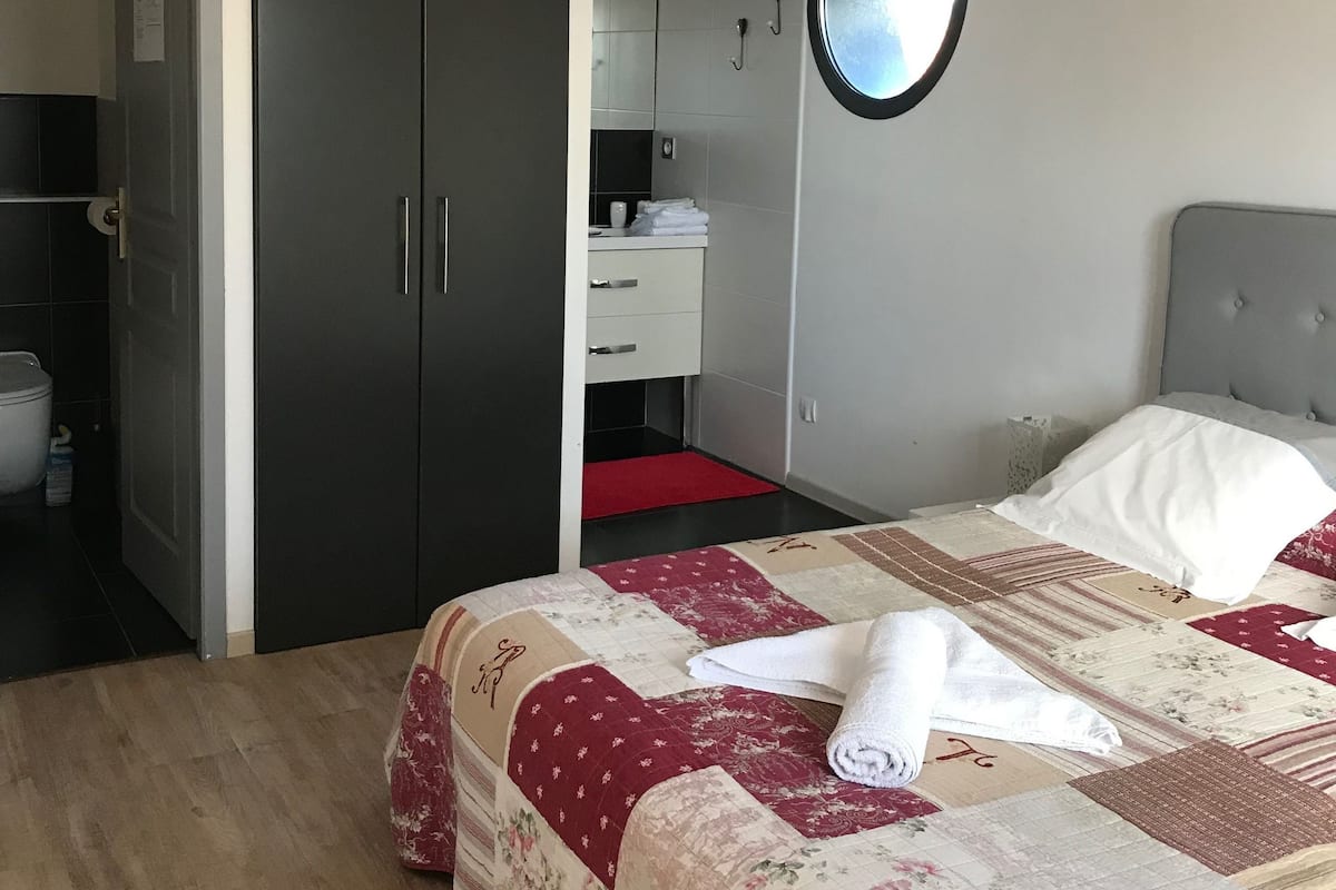 Quarto Duplo, terraço | Quartos insonorizados, ferro/tábua de engomar