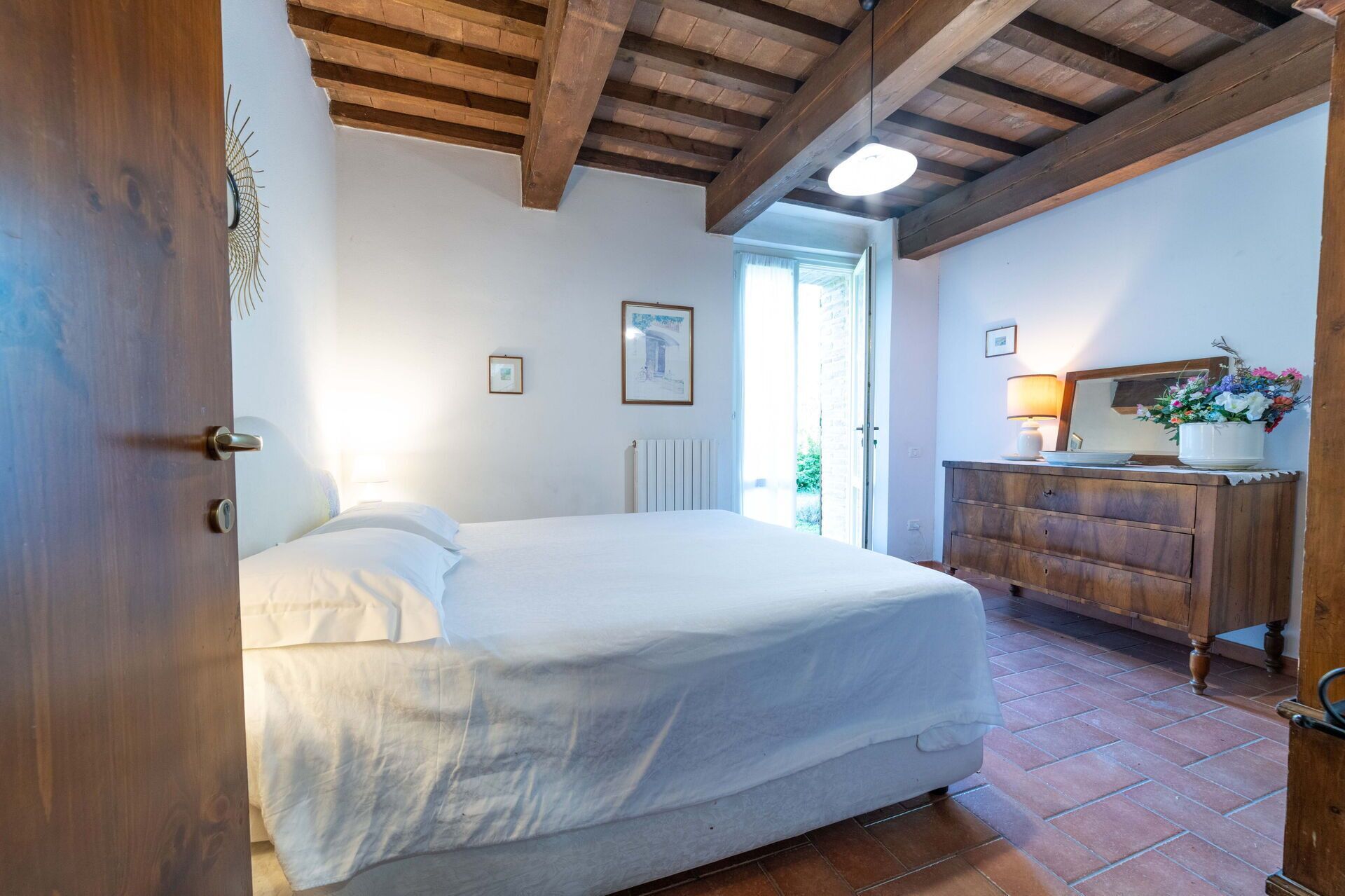 Schöne Wohnung In Einem Ferienhaus Für 5 Leute Mit  W-lan, Pool, Tv Und Panoramablick, Bei Urbino - Urbino