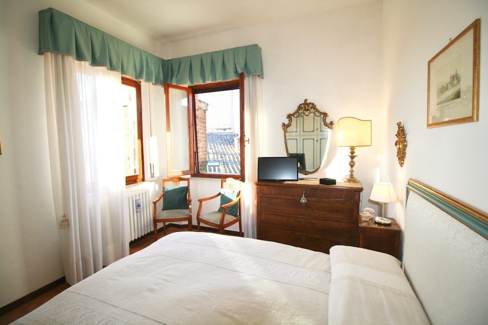 Torre Del Campo - Siena