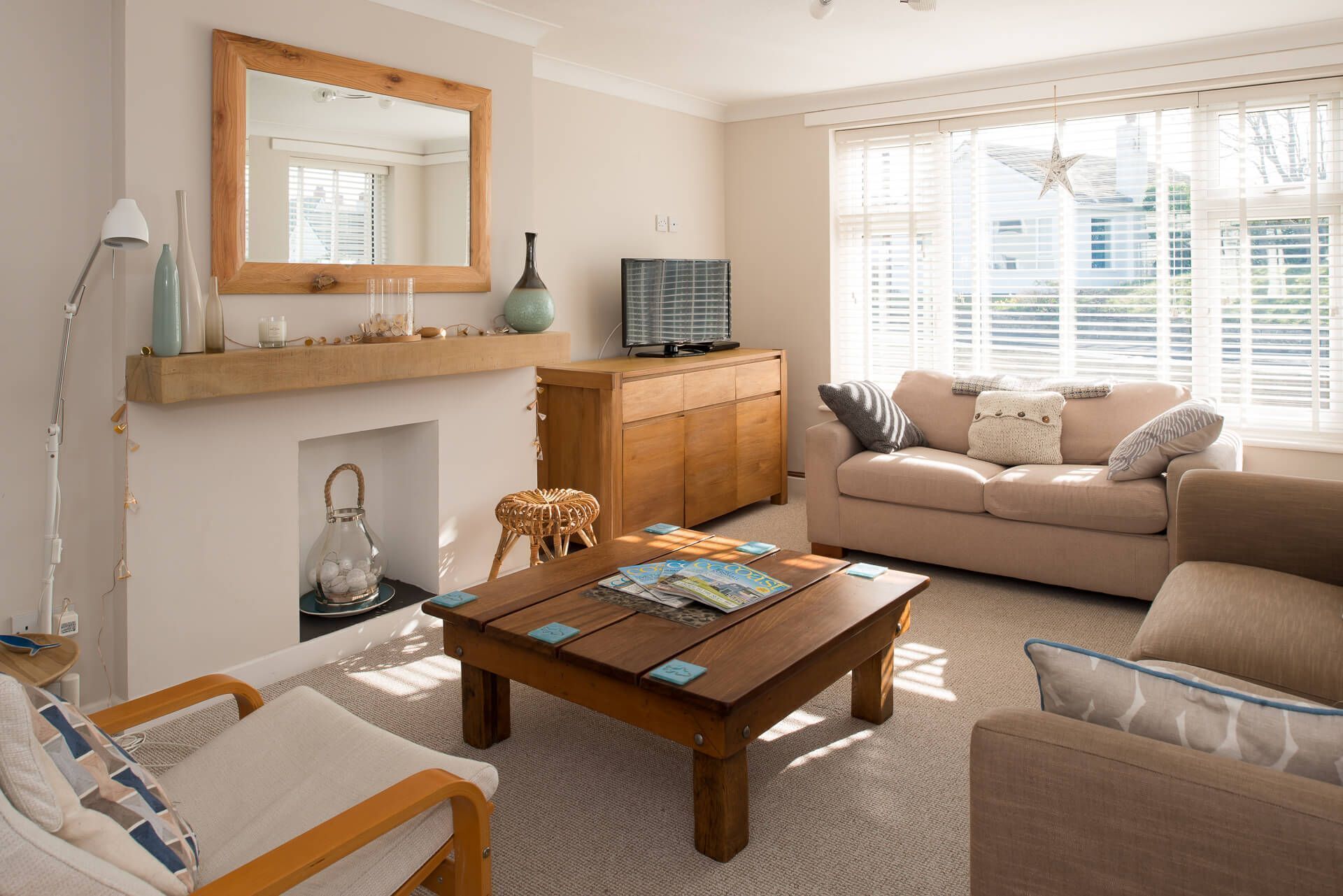 Dysynni : Modern Family Home In Rhosneigr | Managed By Anglesey Holiday Lettings - Wales