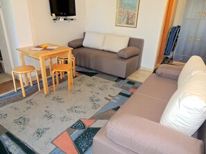 Apartamento, 1 quarto, terraço (151 - br.3) | Área de estar | TV de tela plana