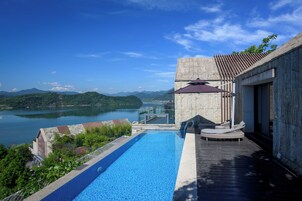Villa, 1 quarto | Com decoração personalizada, com mobília individualizada, secretária 