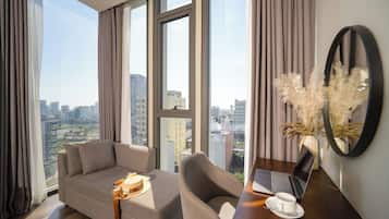 Quarto Duplo Deluxe, banheira | Lençóis de algodão egípcio, roupa de alta qualidade, minibar