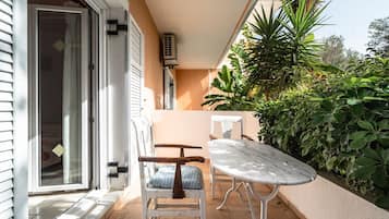 Estúdio, vista para o jardim | Quartos insonorizados, Wi-fi grátis, roupa de cama fornecida