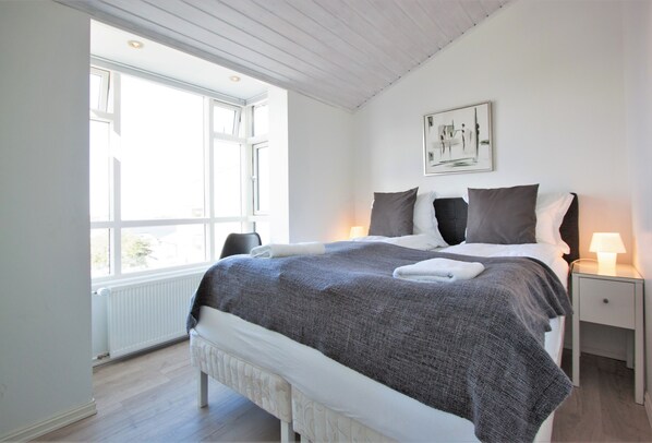 Apartamento Signature, Vista para a cidade | Quartos insonorizados, Wi-fi grátis, roupa de cama fornecida