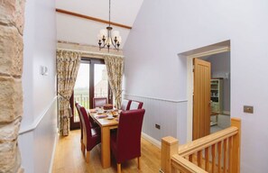 Casa de campo, várias camas | Opções para refeição