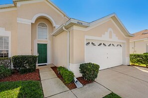 Magical Vacation Home with Kid-Themed Rooms 3 Miles from Disney ...