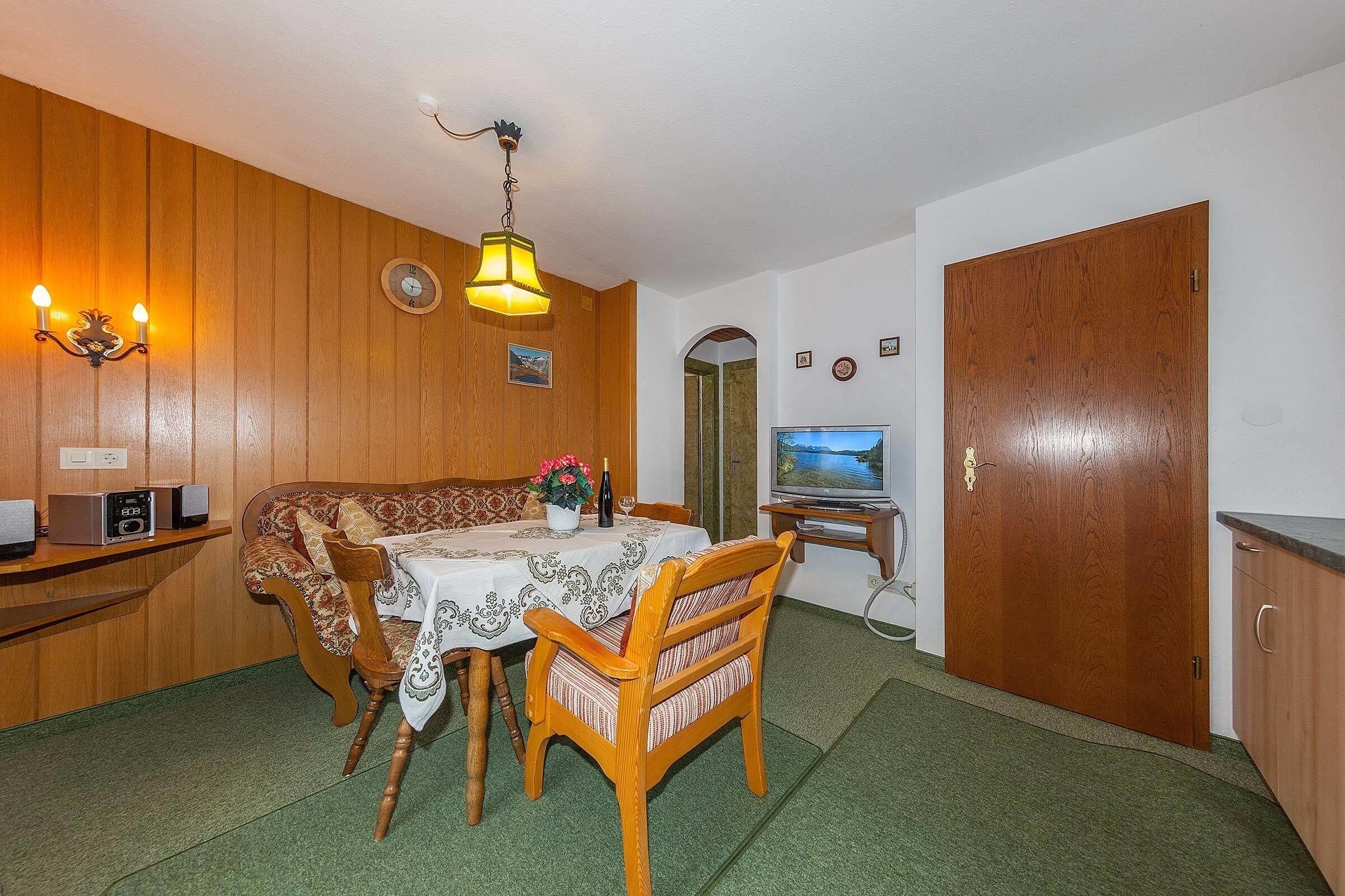 Vacation Apartment/apartment For 3 Guests With 40m² In Wallgau (95953) - Jachenau