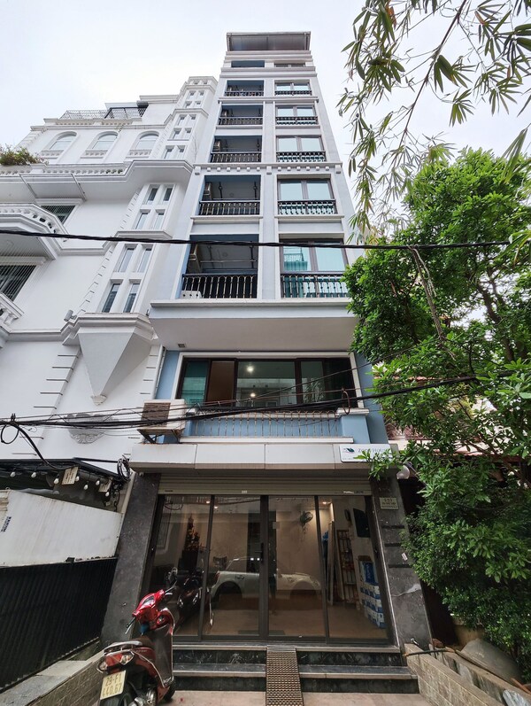 Zody House - Hanoi