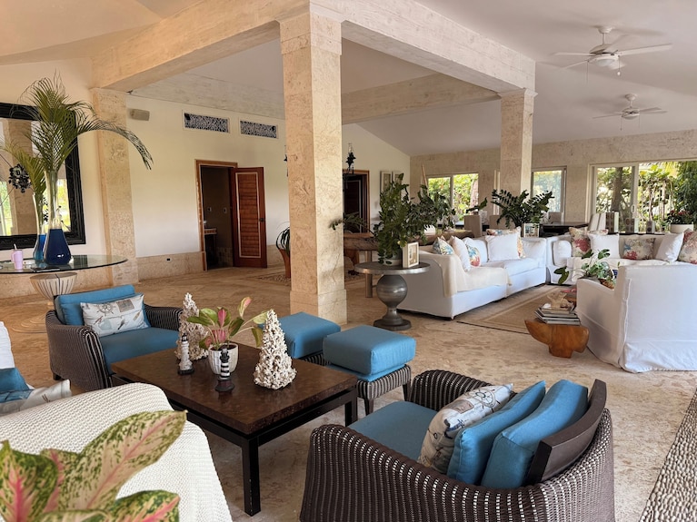 5 Br 5. 5 Ba Golf & Lake View / Personnel Complet / Wifi / De 00 195. Nuit - La Romana
