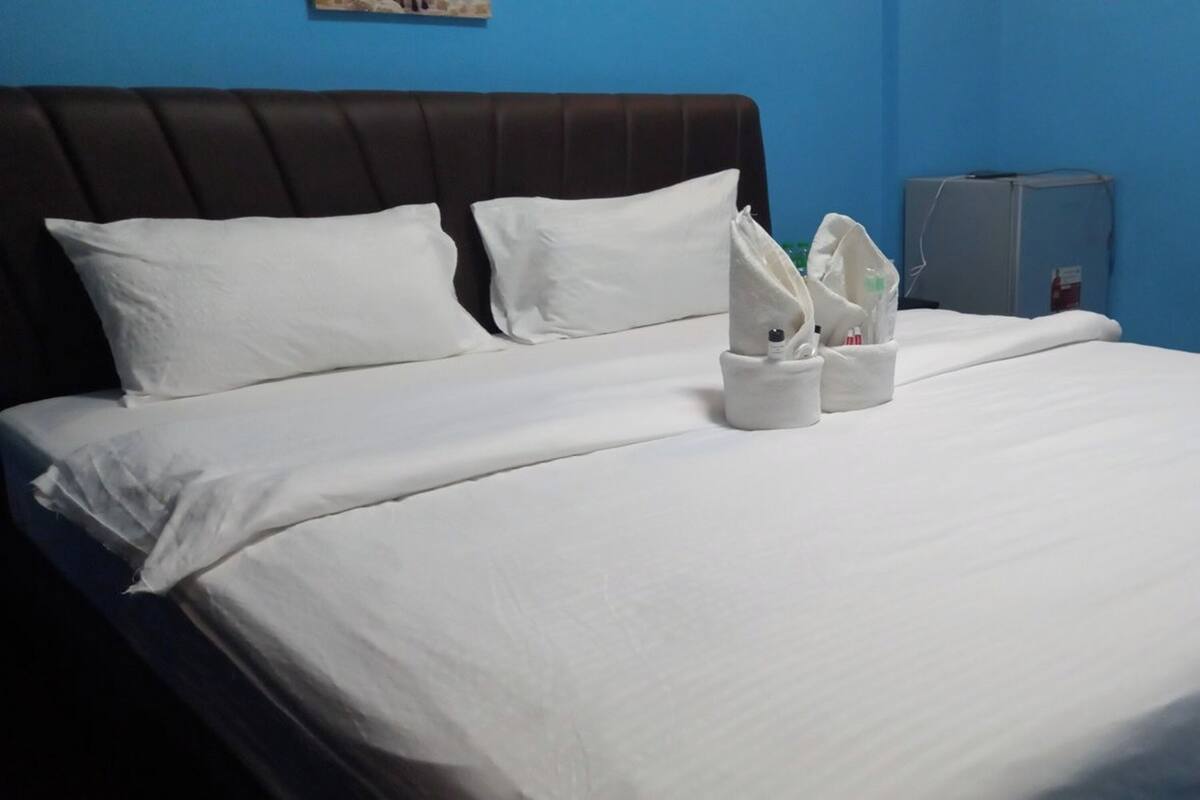 Roupa de alta qualidade, secretária, Wi-fi grátis 