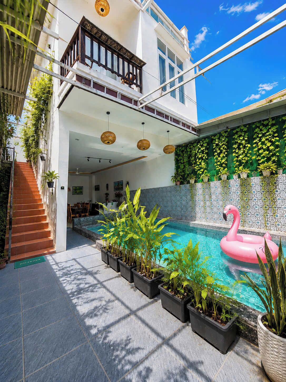 Villa Romântica, 4 quartos, vista para a piscina, junto à praia | Terraço/pátio interior