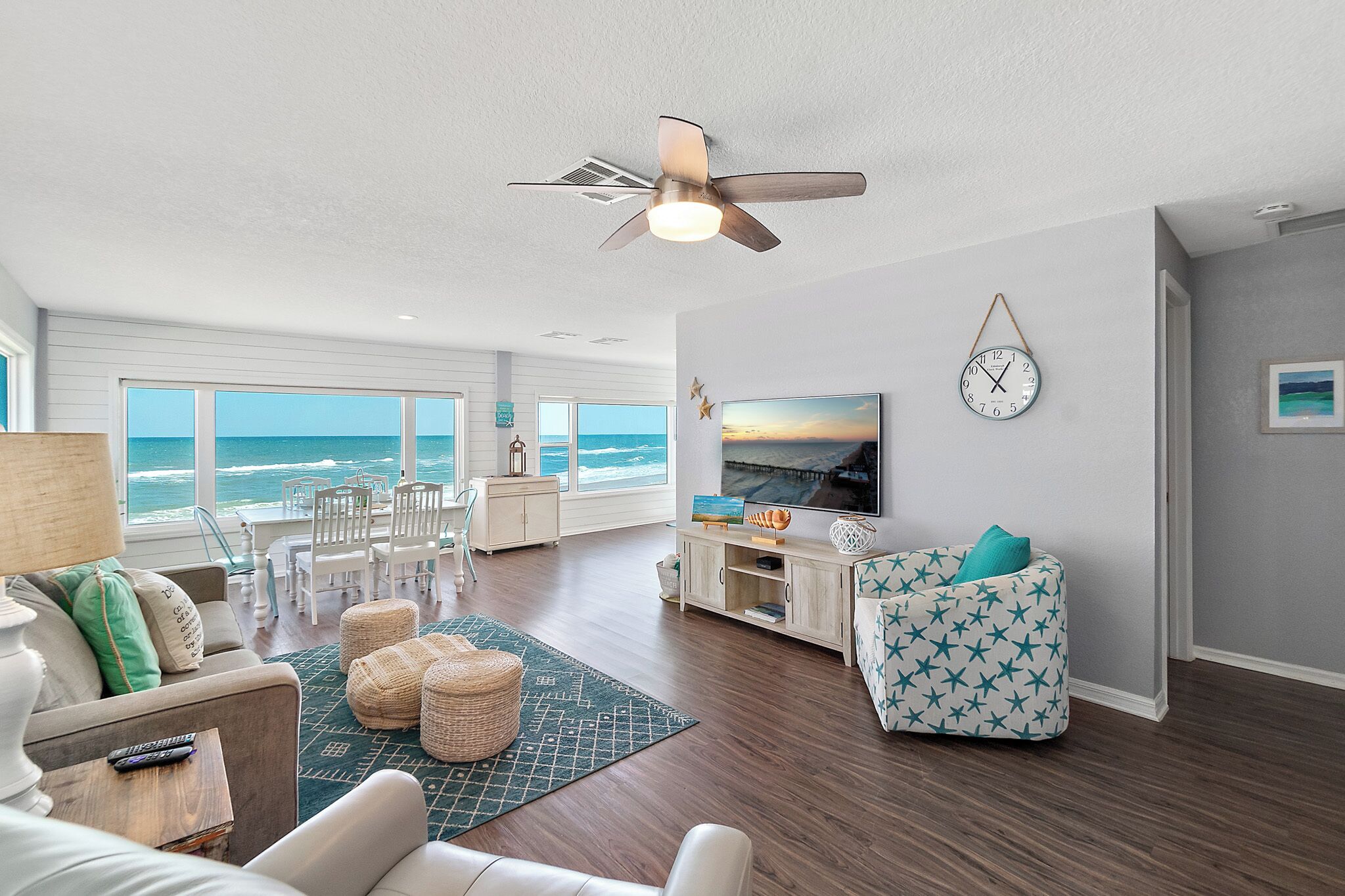 Beachfront Top Floor | King Bed | Direct Access - Palm Coast, FL