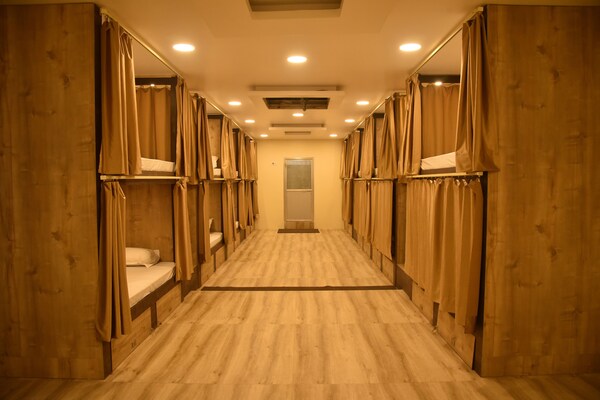 Hotel Relax Inn - Hostel - Prayagraj