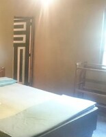 Secretária, Wi-fi grátis 