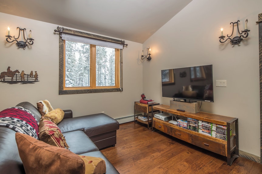 Cozy Ski-in/ski-out Home W/fireplace & Clawfoot Tub - Little Plume Flat - Montana