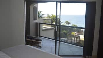 Quarto Familiar, 2 quartos, vista para o mar | Vista do quarto