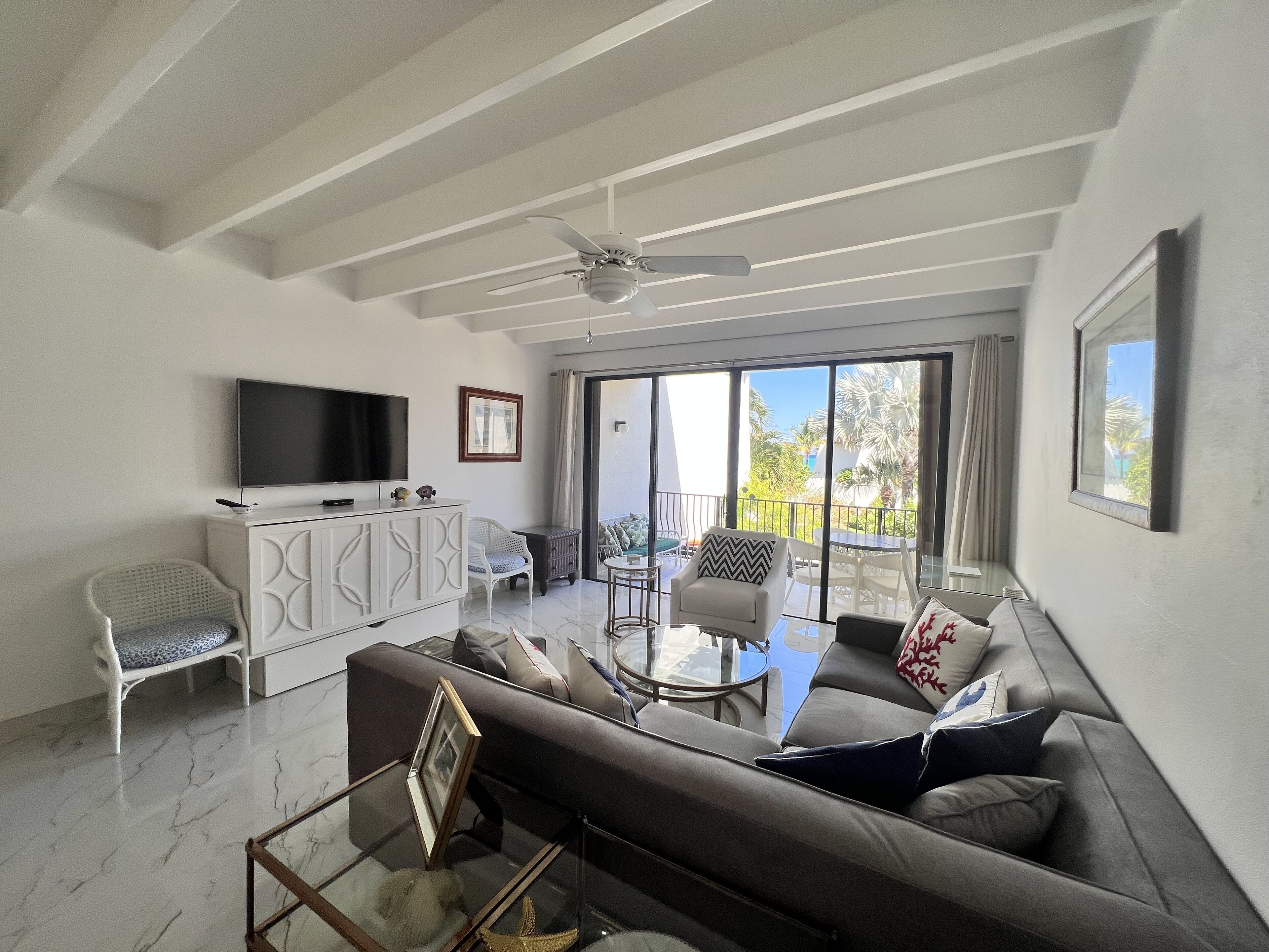 Newly Renovated! Beach/ocean Views, 2 Br, 2ba, Quiet, Gorgeous Beach. - West Bay