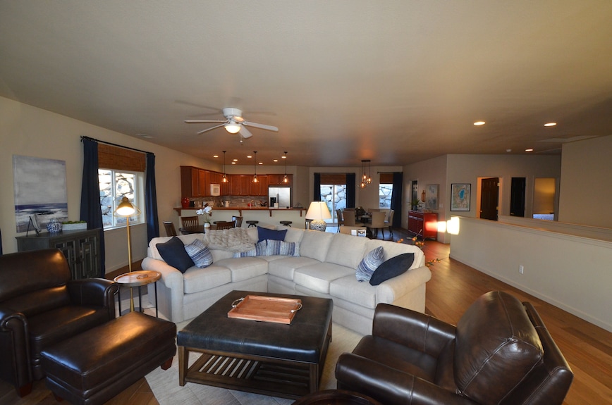 Contemporary, Centrally Located - Sparks, NV