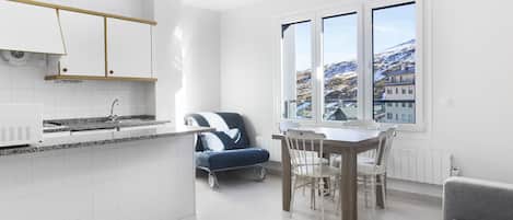 Wi-Fi de cortesia, roupa de cama