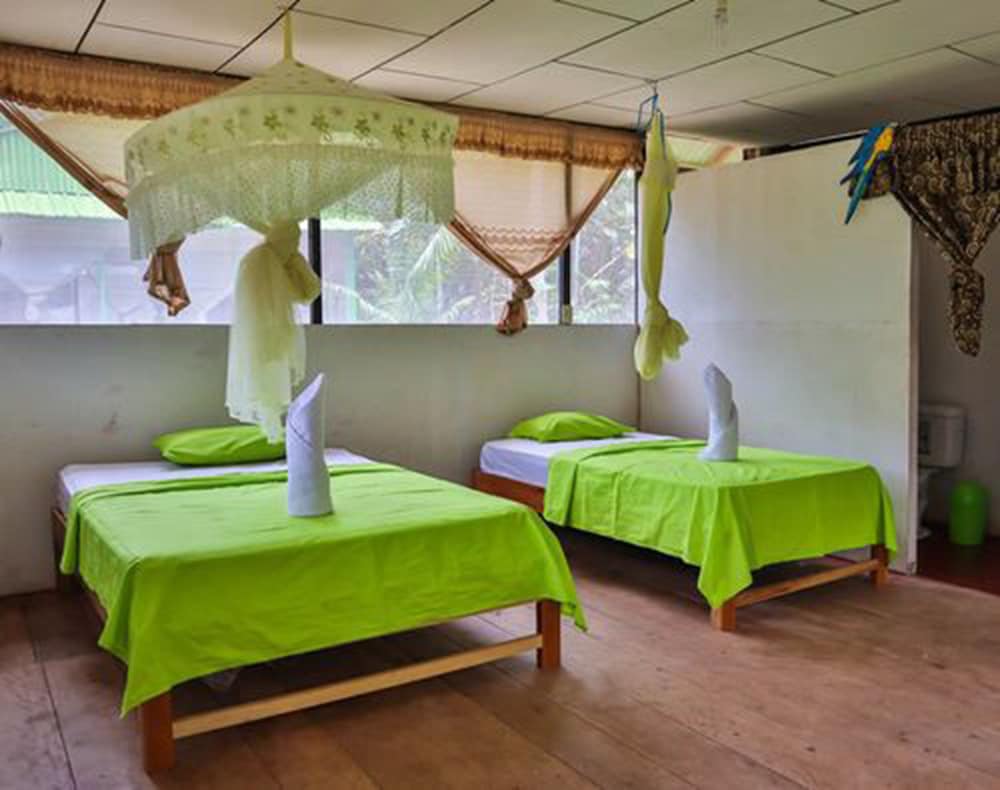 Macaw Jungle Expeditions - Iquitos