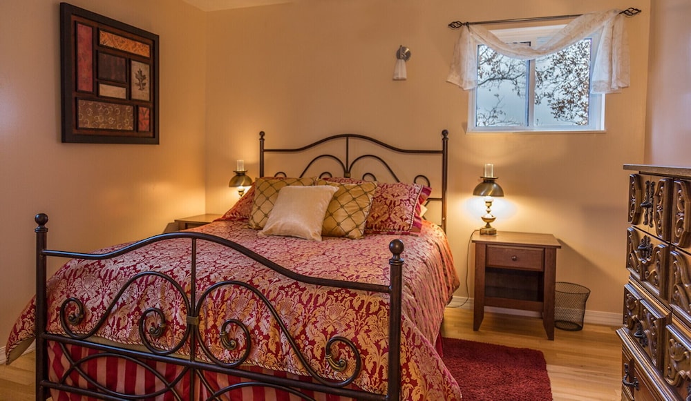 Great Location! Seclusion! Breathtaking Views! - Kids Under 6 Free Stay Free! - Harrison, AR