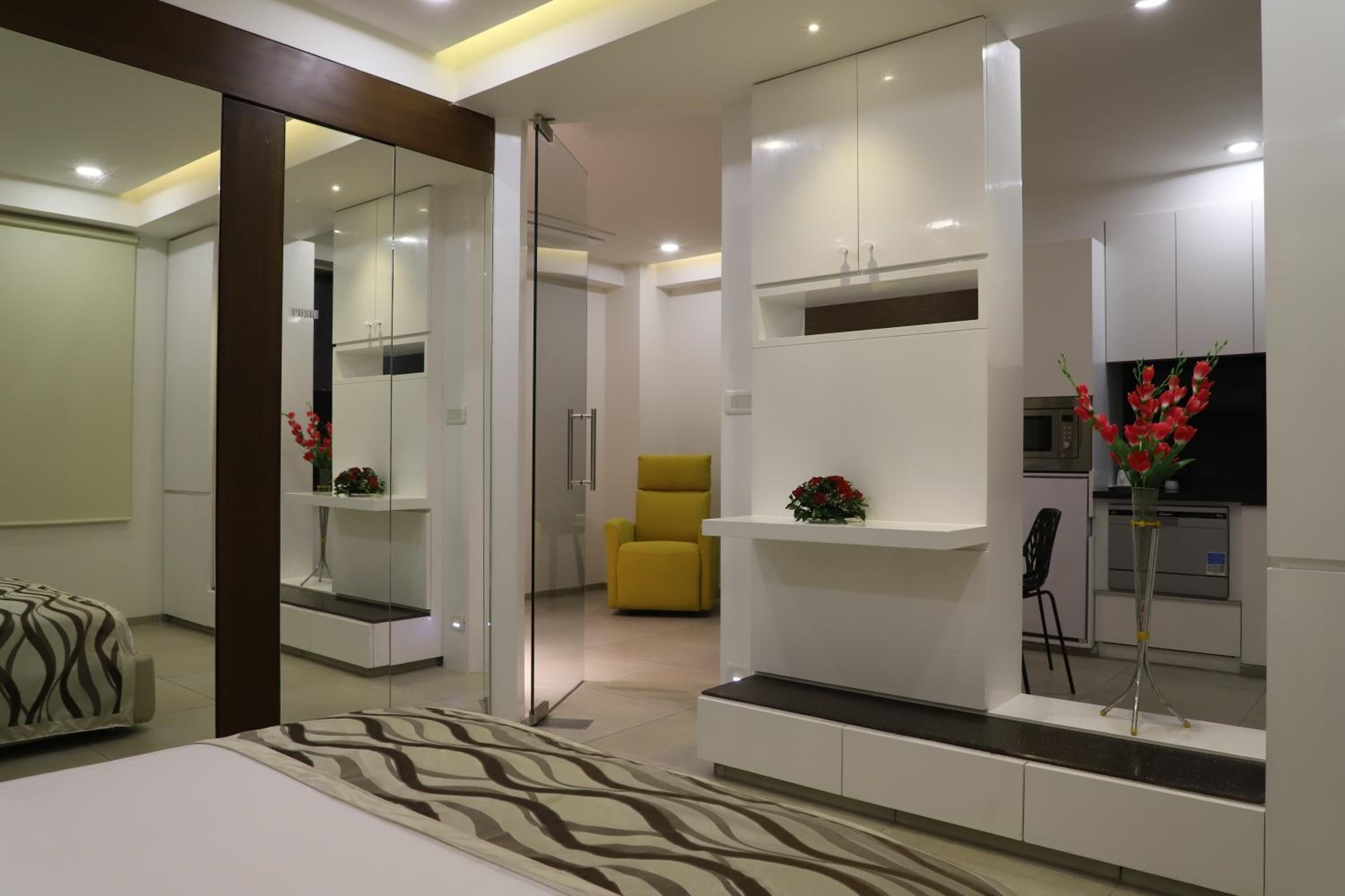 1 quarto, roupa de alta qualidade, edredões de penas, cofre no quarto 