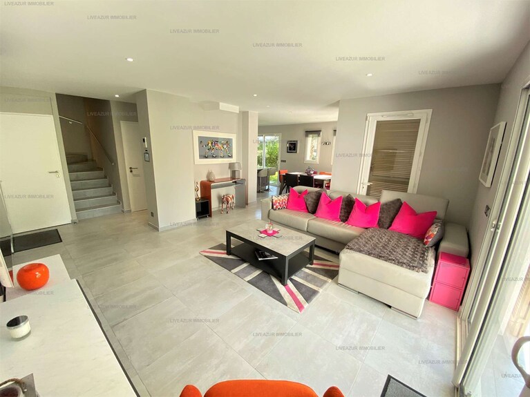 Jolie Villa Tout Confort Avec Piscine Et Jardin Po - Sanary-sur-Mer